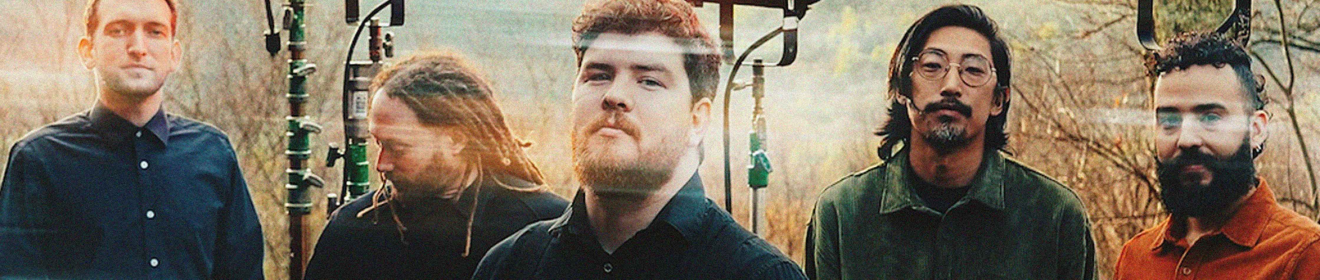 JOHNNY BOOTH – Sheet Happens